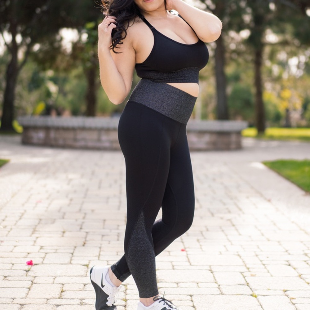 Savvi Fit Sparkly Black Workout Set - Gem